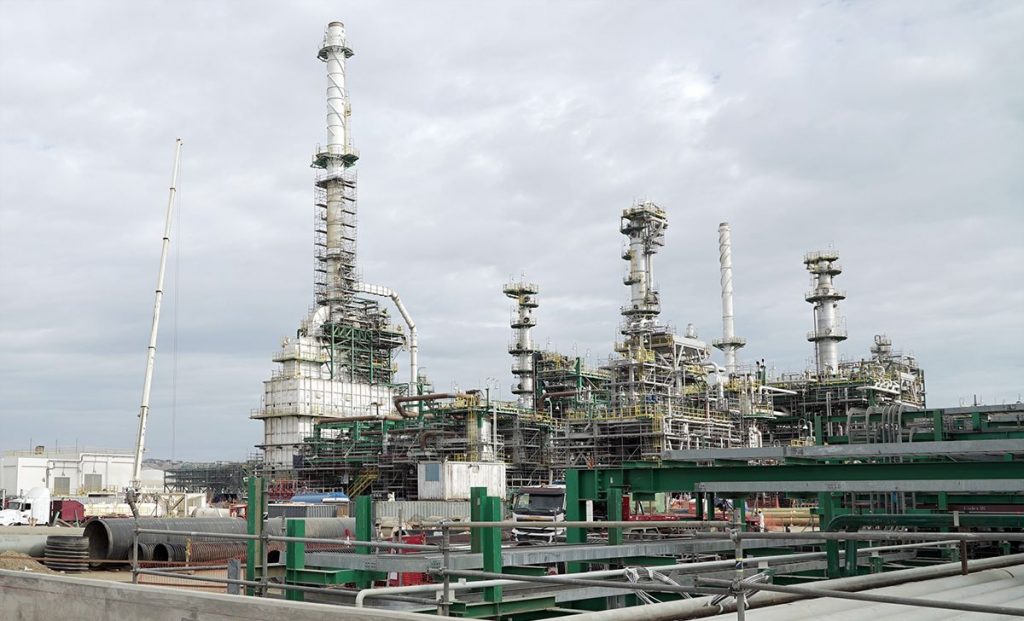 Perú tiene siete refinerías con capacidad de procesar más de 216 mil ...