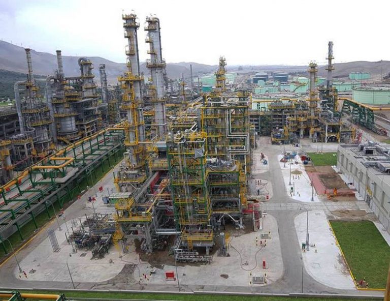 Perú tiene siete refinerías con capacidad de procesar más de 216 mil ...