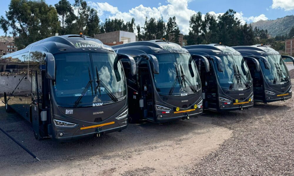 Scania continua su liderazgo en el sur con entrega de flota de buses ...